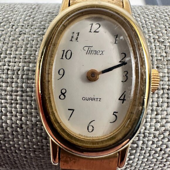 Timex | Accessories | Vtg Timex Watch Womens 8mm Oval Gold Tone ...